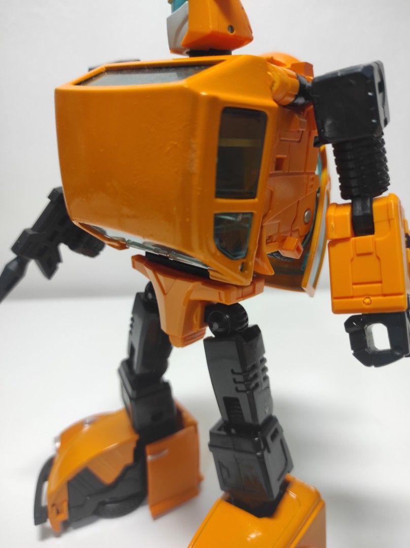 Transformers Masterpiece Oversized KO Bumblebee, Hobbies & Toys, Toys ...