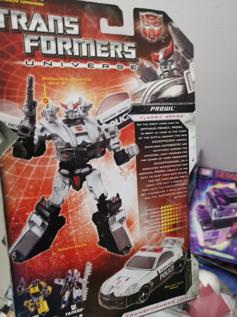 Transformers Universe Prowl