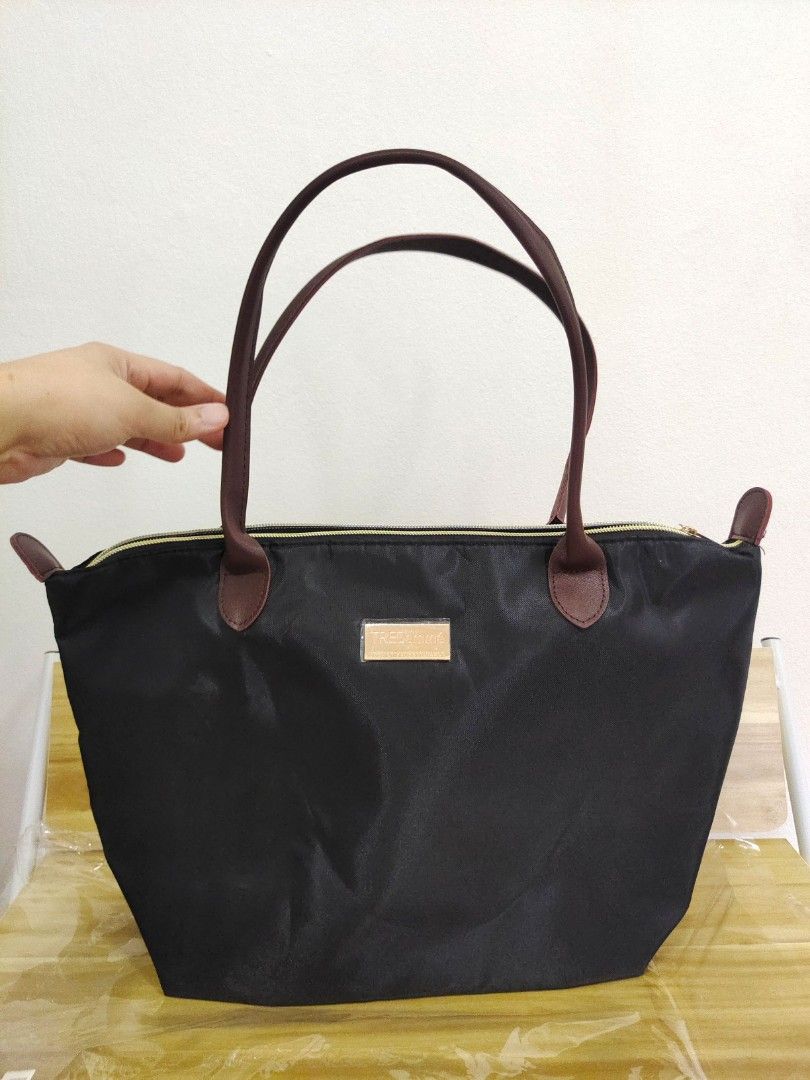 TRESemme labelled shoulder bag, Women's Fashion, Bags & Wallets ...