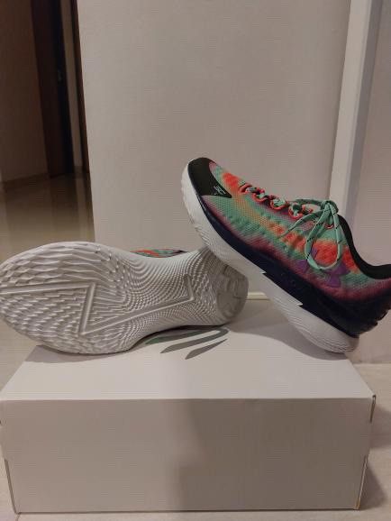 Under Armor Curry Flowtro 1, Men's Fashion, Footwear, Sneakers on Carousell