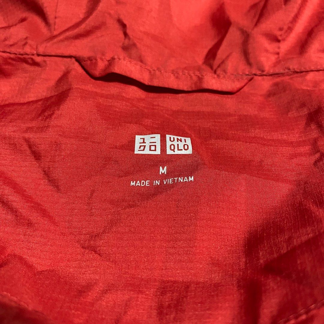 Uniqlo Packable Rain Jacket, Women's Fashion, Coats, Jackets and ...