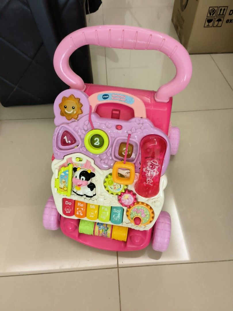 Walker vtech, Babies & Kids, Infant Playtime on Carousell