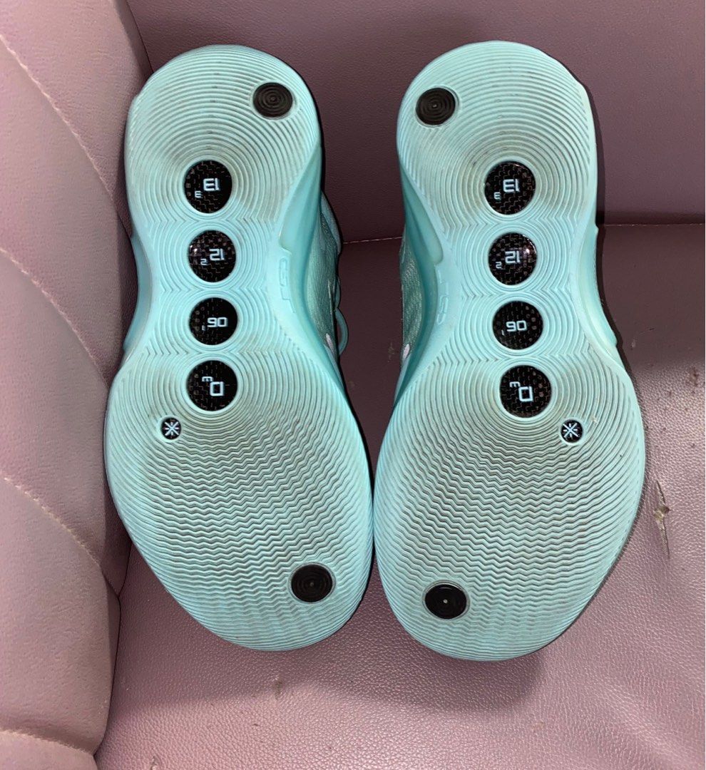 way of wade 10 mint, Men's Fashion, Footwear, Sneakers on Carousell