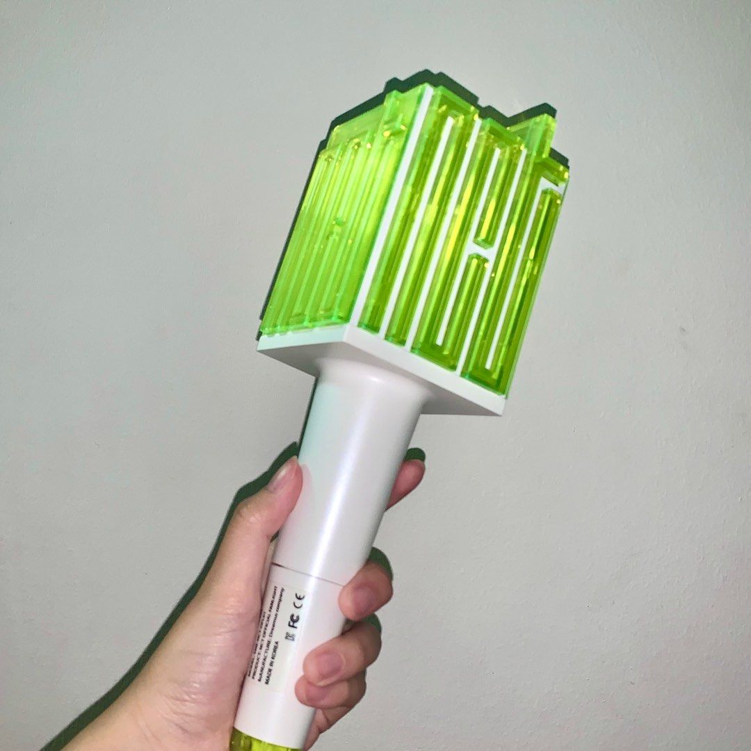 WTS NCT lightstick Neo bong, Hobbies & Toys, Memorabilia & Collectibles ...