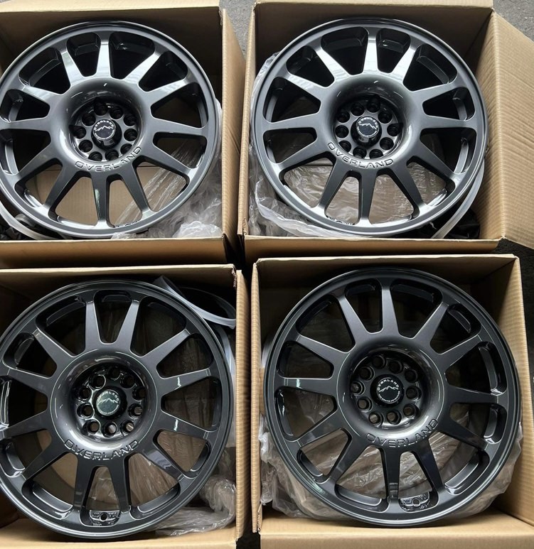 17” Renegade Overland Gunmetal 5Holes pcd 100-114 Brandnew mags on ...