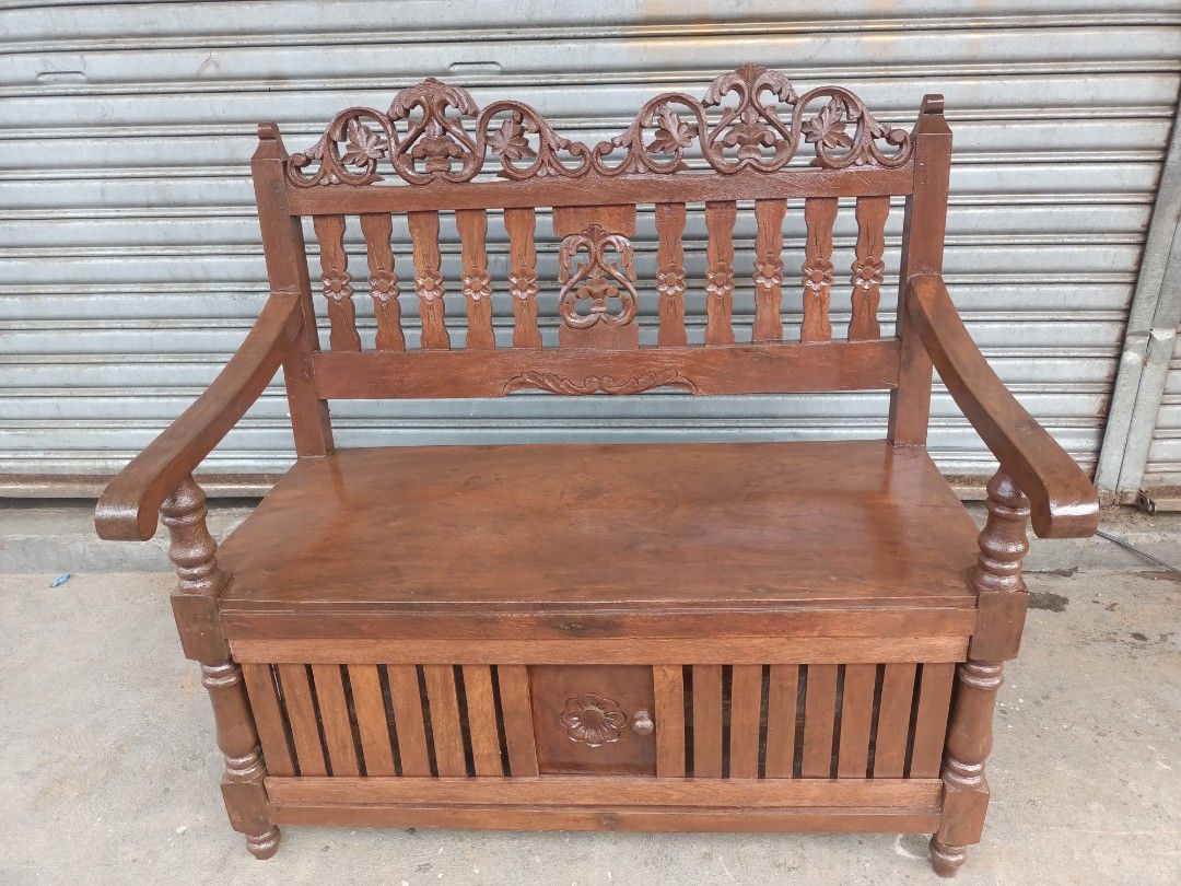 2 Seater Gallinera Bench on Carousell