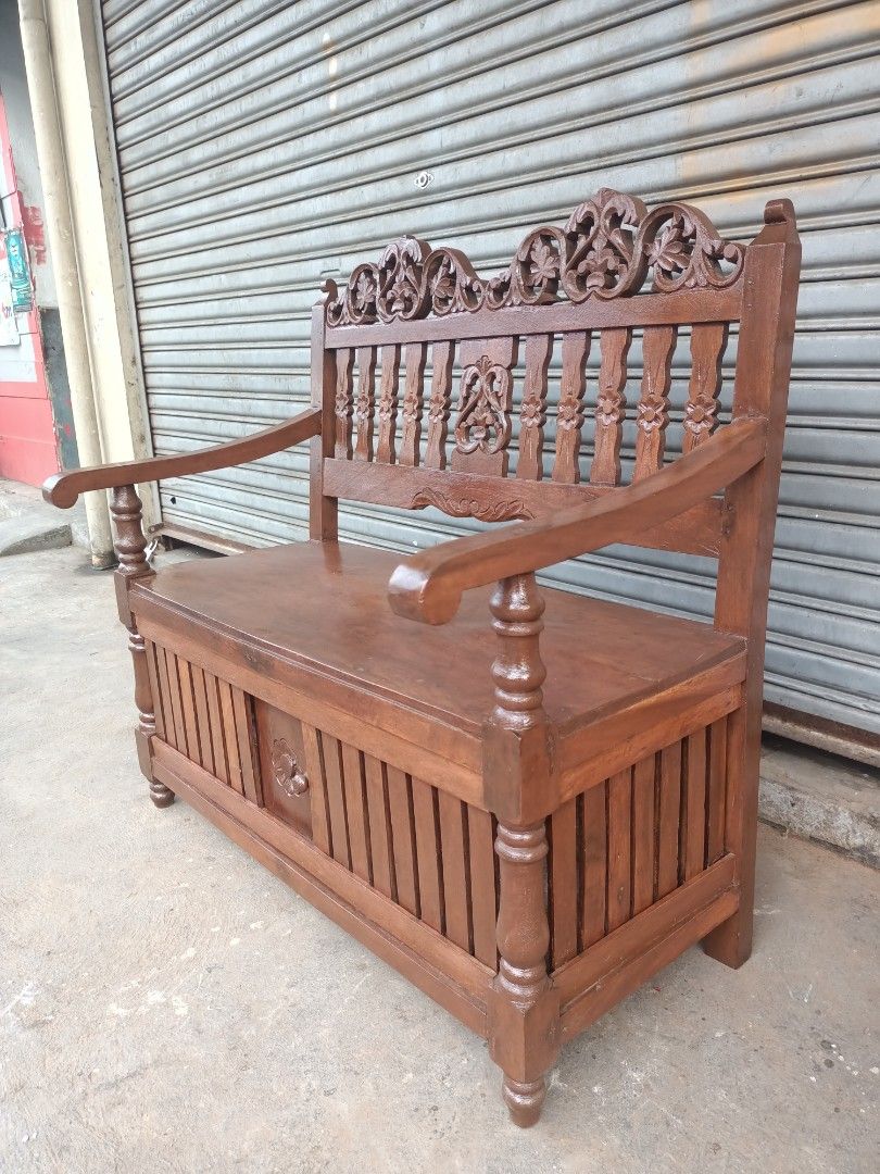 2 Seater Gallinera Bench on Carousell