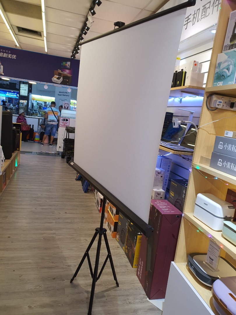 60inch Tripod Retractable Portable Projector Screen, TV & Home ...