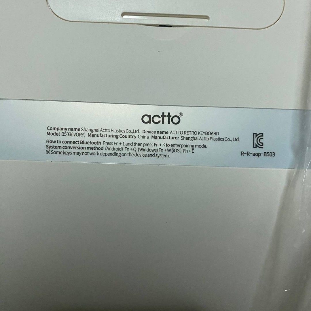 Actto Retro Bluetooth Multipairing Keyboard, Computers & Tech, Parts ...