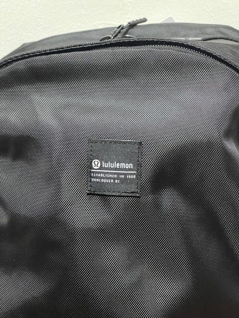 Authentic Lululemon LiftOS Commuter Backpack 20L, Men's Fashion, Bags ...