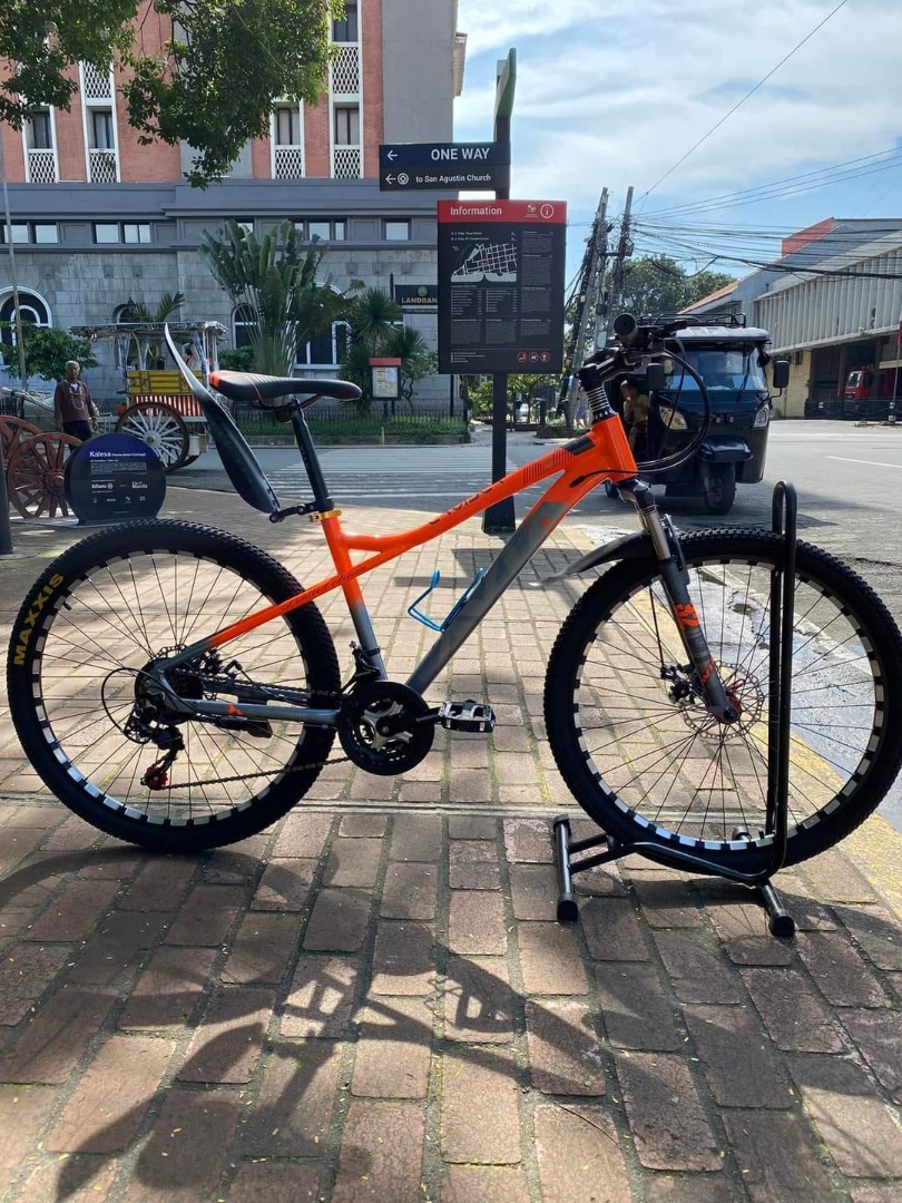 AVIA CRUISER PRO & Alloy on Carousell