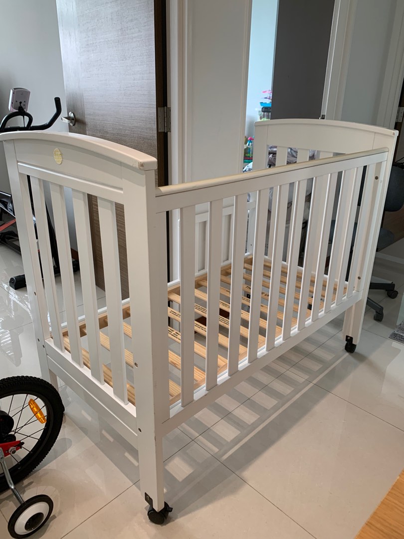 Baby Cot Milano Cot, Babies & Kids, Baby Nursery & Kids Furniture, Cots ...