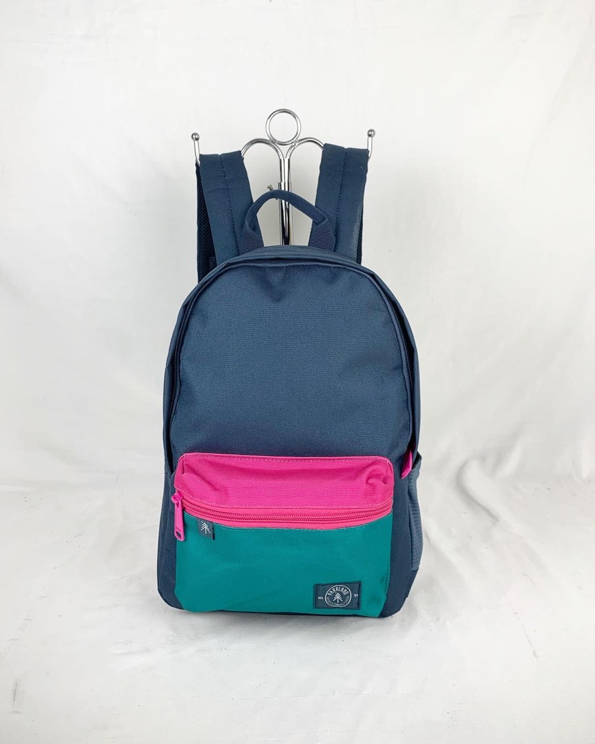 Backpack anak parkland, Fesyen Wanita, Tas & Dompet di Carousell