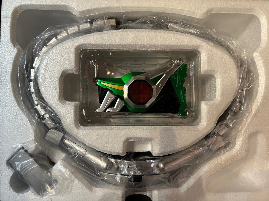 Bandai Complete Selection Modification CSM Kamen / Masked Rider Punch ...