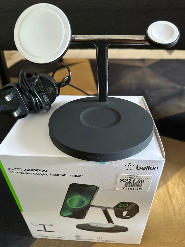 Belkin 3 in 1 wireless charging with magsafe, Mobile Phones & Gadgets ...