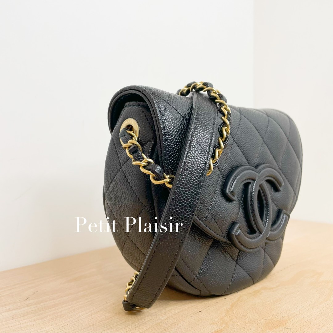 Chanel 23P messenger bag , 名牌, 手袋及銀包 - Carousell