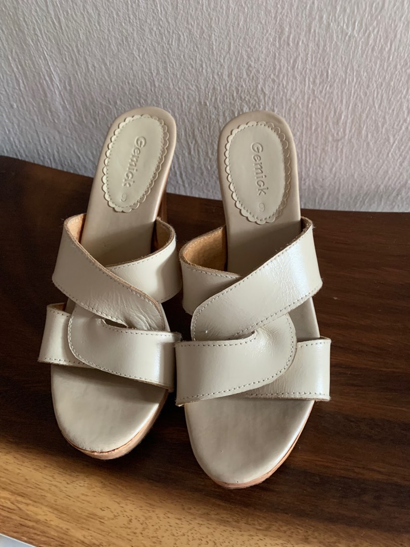 Chunky cream leather clog heels, Women's Fashion, Footwear, Heels on ...