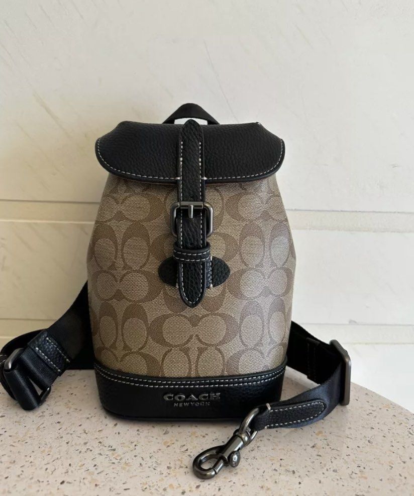 Coach Hudson Small Pack Bag, Men's Fashion, Bags, Sling Bags on Carousell
