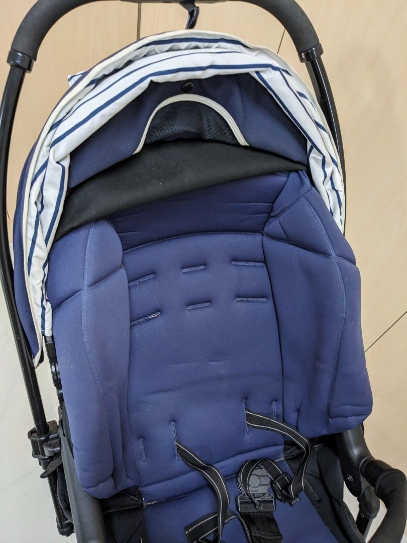 Combi stroller - self standing lightweight, Babies & Kids, Going Out ...