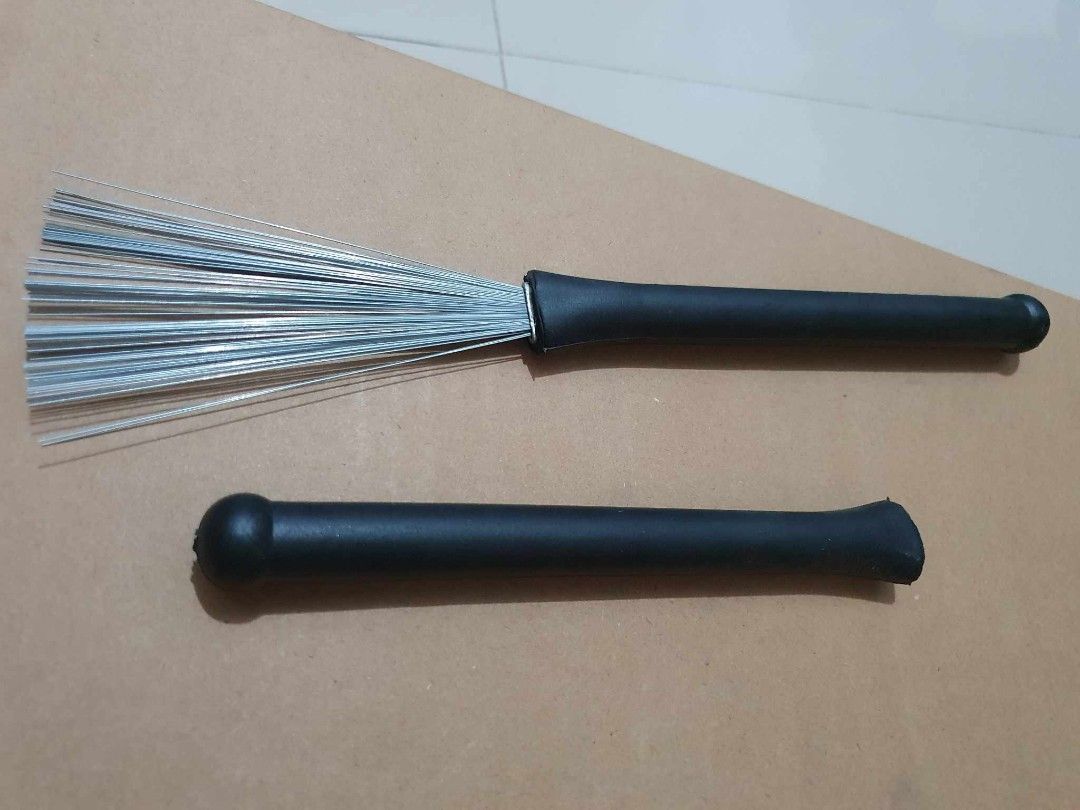 Davis Metal Wire Drum Brush / Brush Sticks Portable and Retractable on ...