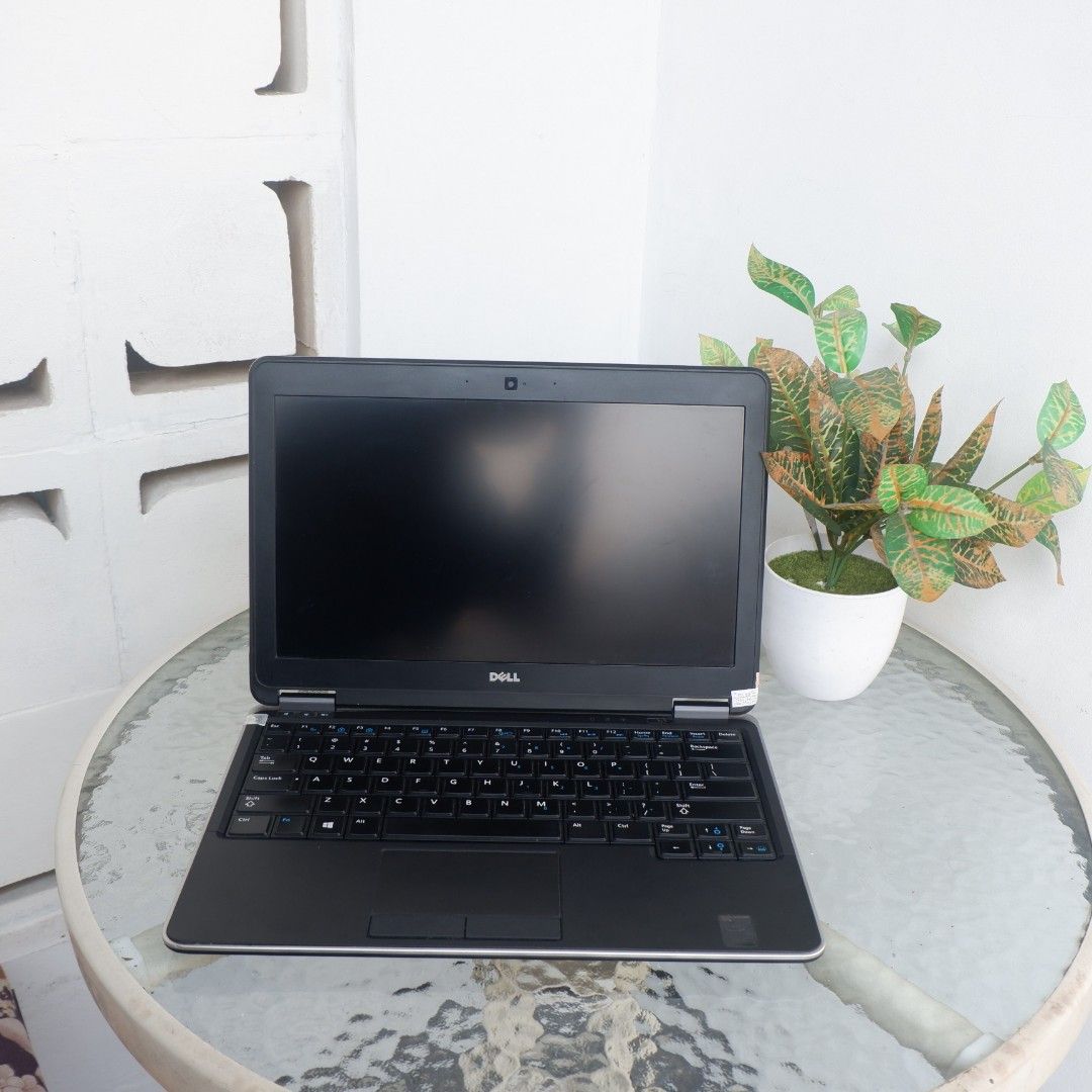 Dell Latitude E7240 Core i7 Gen 4, Elektronik, Komputer, Laptop di ...