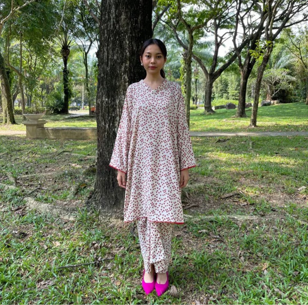 FASA.STUDIO Tun teja set, Women's Fashion, Muslimah Fashion, Baju ...