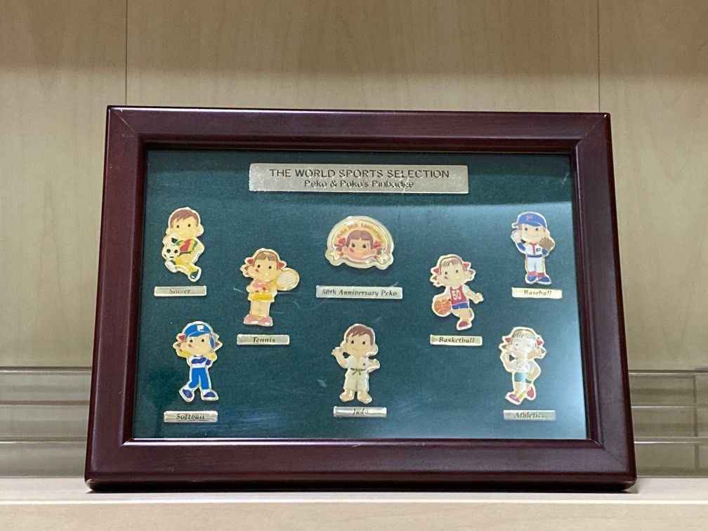 Fujiya Peko 50th Anniversary Peko and Poko Pin set, Hobbies & Toys ...