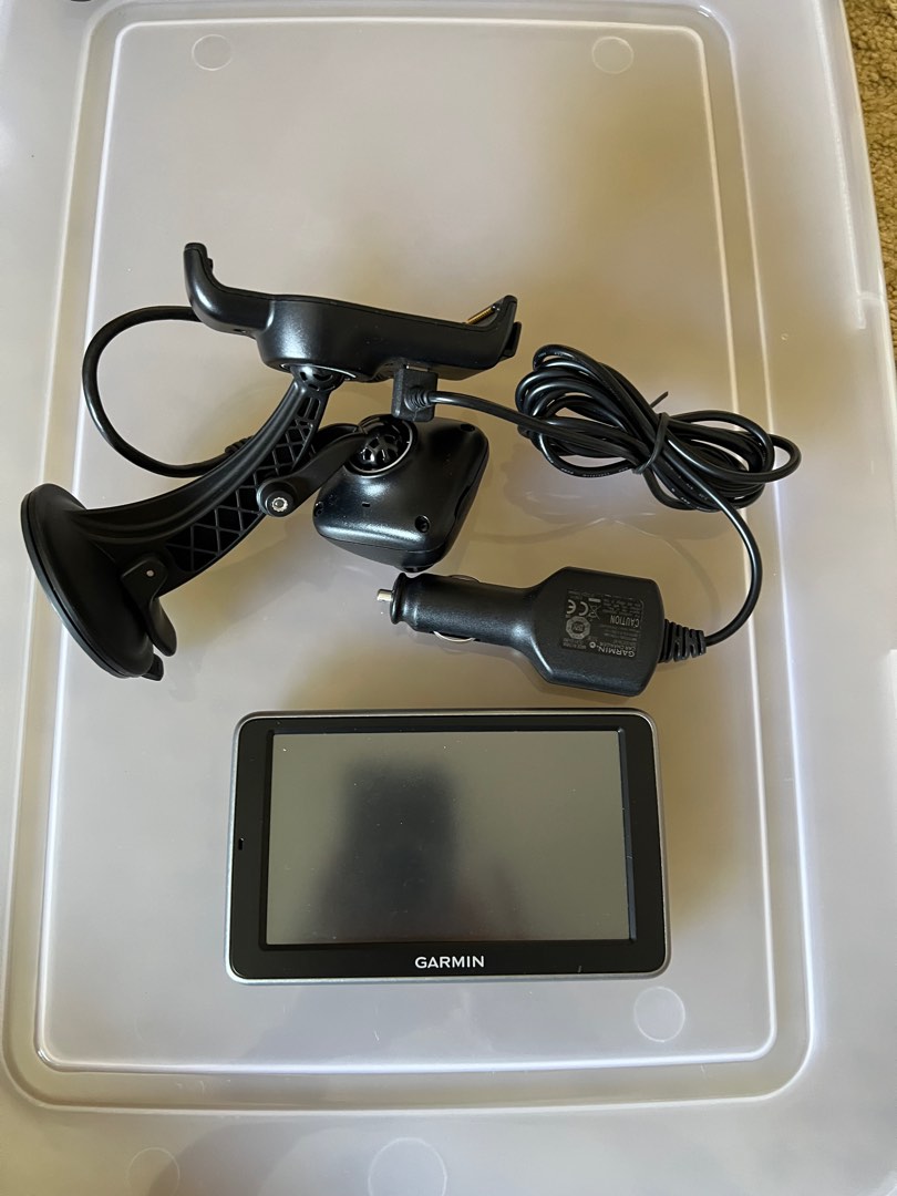 Garmin nuvi 2565, Car Accessories, Accessories on Carousell