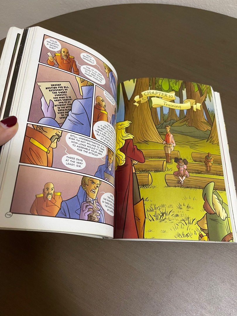 (Bundle) Graphic Novel and Short Book - from the Land of Stories ...