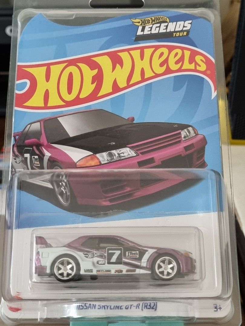 HOT WHEELS NISSAN SKYLINE GT-R R32, Hobbies & Toys, Toys & Games on ...