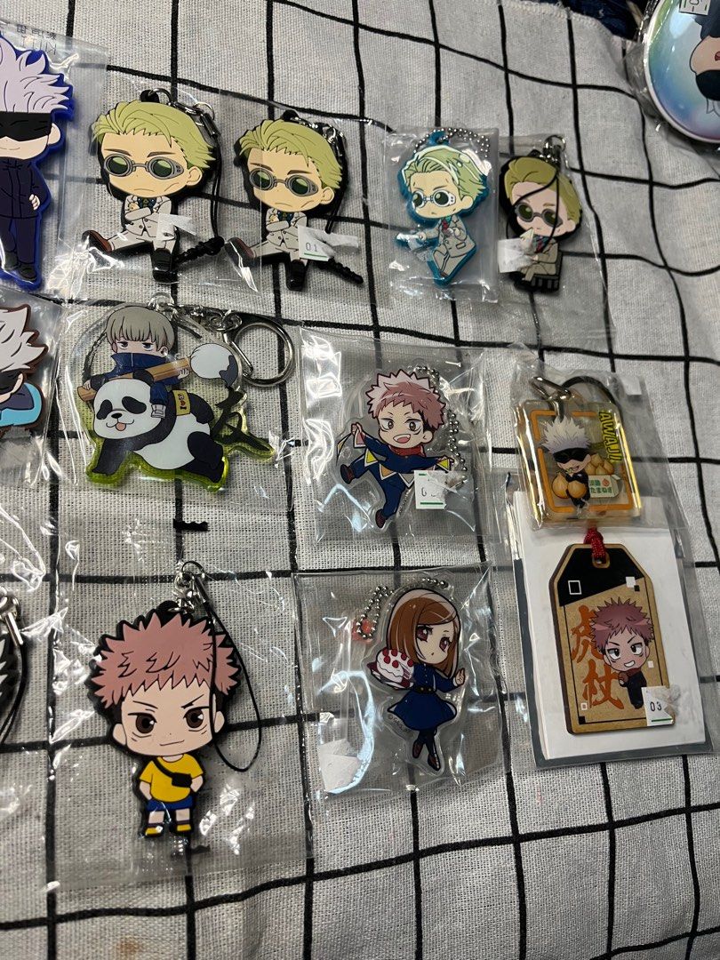 Jujutsu kaizen jujutsu kaisen rubber keychain, Hobbies & Toys ...