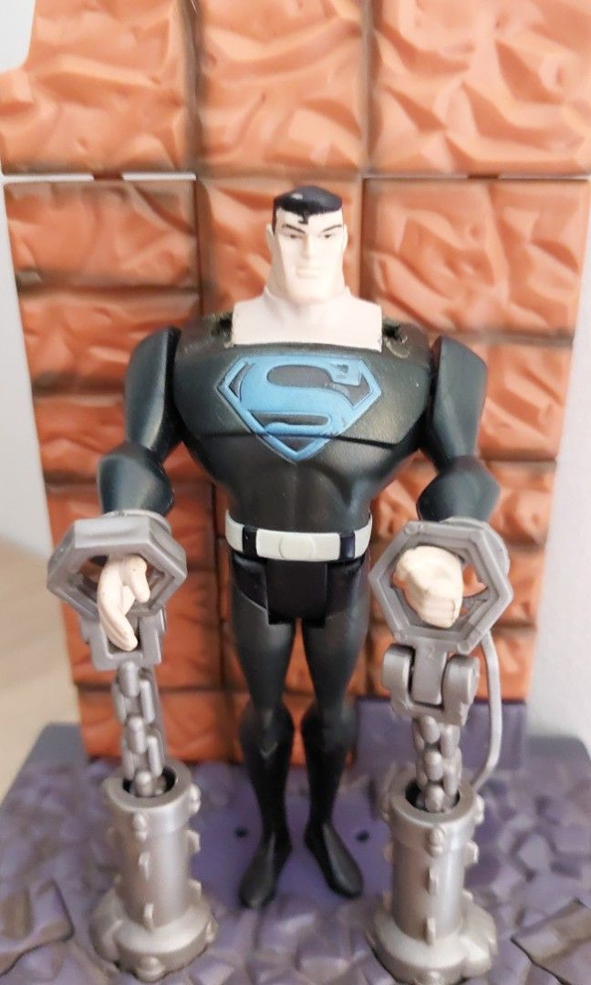 Justice League Superman Power Escape Figure, Hobbies & Toys, Toys ...