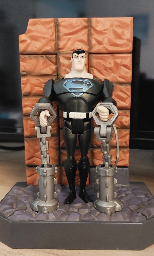 Justice League Superman Power Escape Figure, Hobbies & Toys, Toys ...