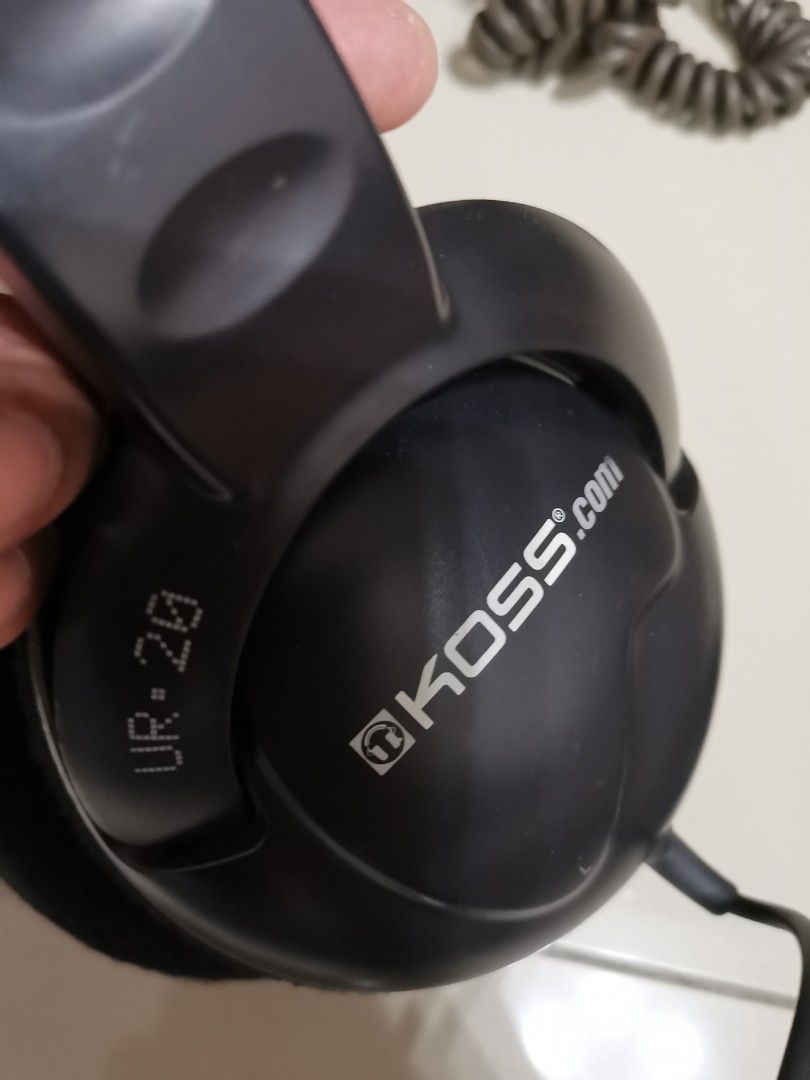 Koss ur-20 headphones earphone, Audio, Headphones & Headsets on Carousell