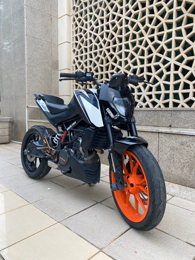 KTM DUKE 200 2018, Motorbikes on Carousell