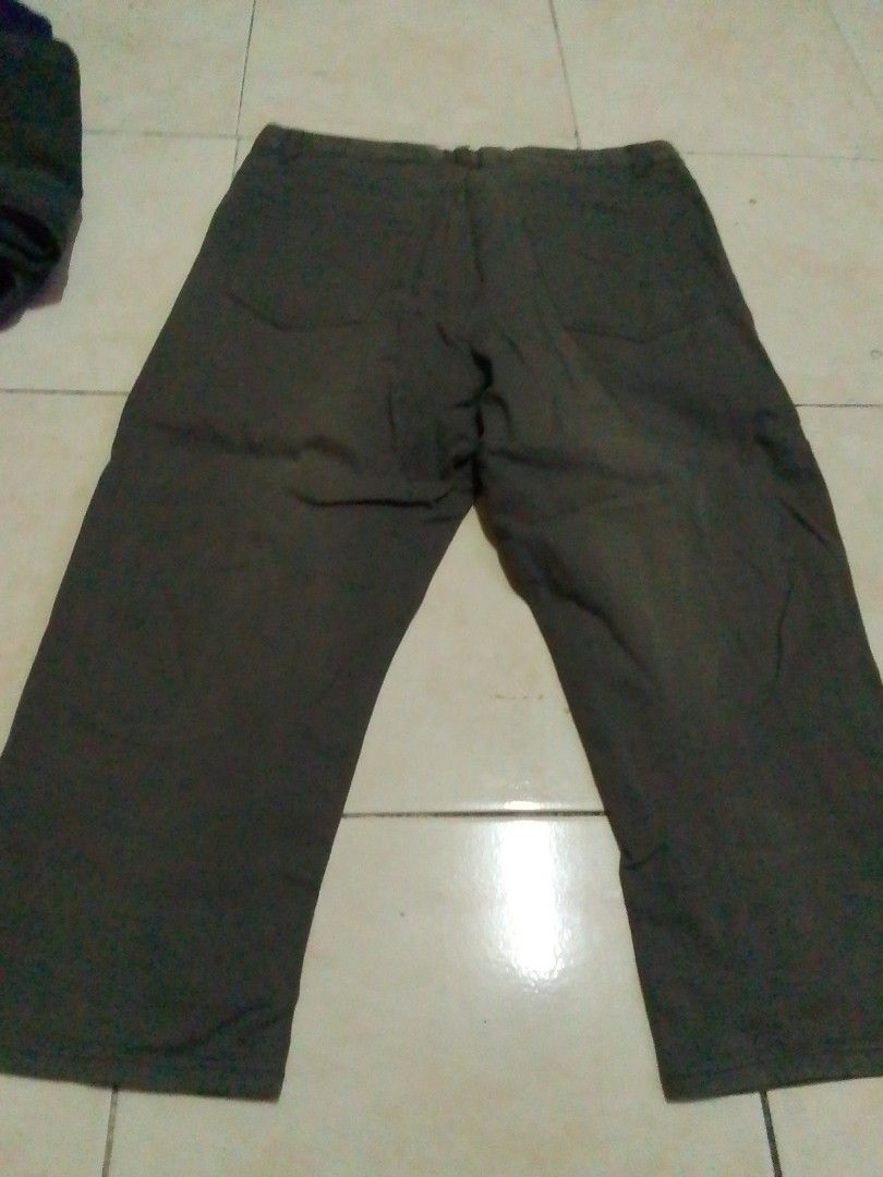 Ladies pants senteng, Women's Fashion, Activewear on Carousell