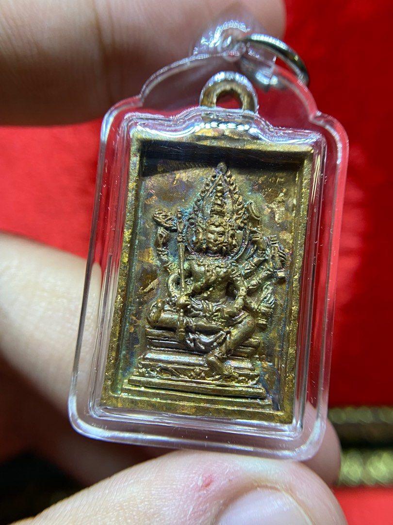 LP Ruay Phra Phrom Rian Lor Roon Raek, Hobbies & Toys, Memorabilia ...