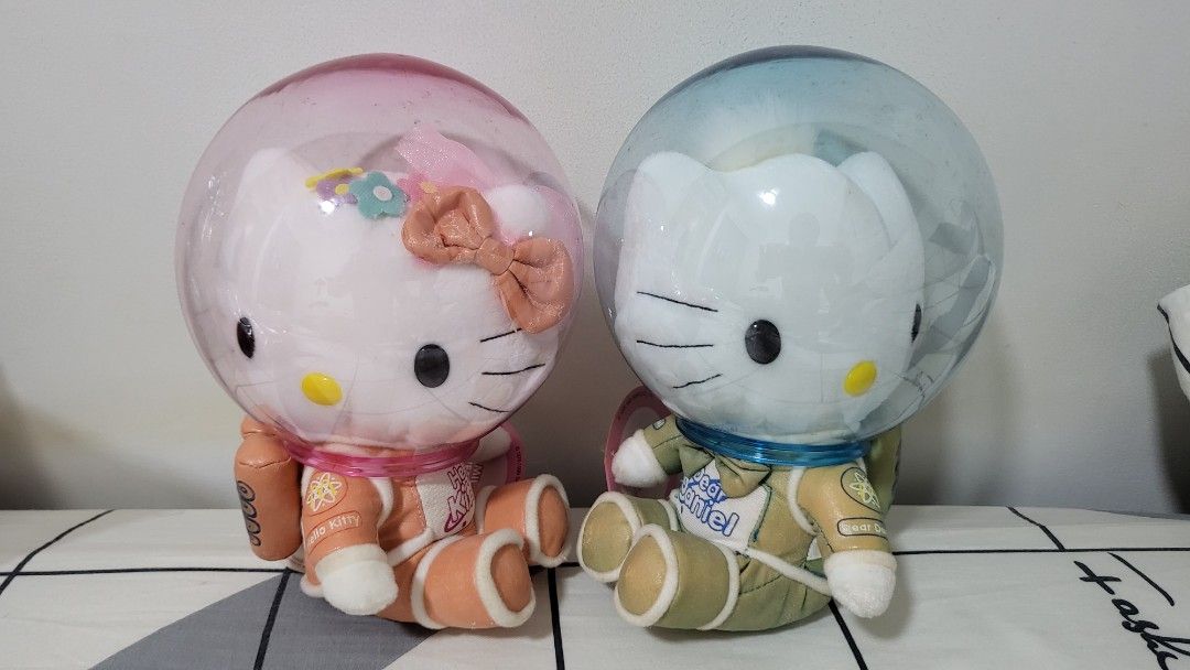Mcdonalds Hello Kitty 2000 Space Wedding, Hobbies & Toys, Toys & Games on Carousell