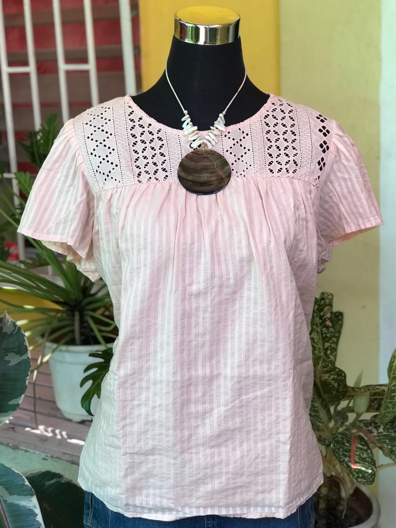 MISSY SENORA COURANT EYELET TOP, Women's Fashion, Tops, Blouses on ...