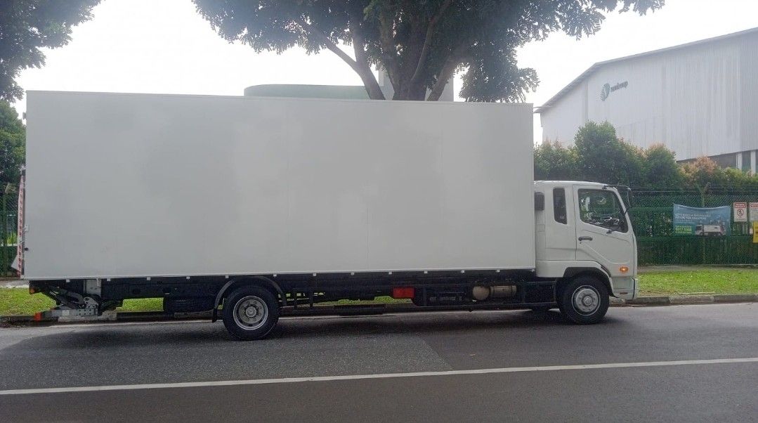 Mitsubishi Fuso Fighter 24FT Box 6Ton Truck Lorry with 1.5T Tailgate Rent, Cars, Car Rental on ...