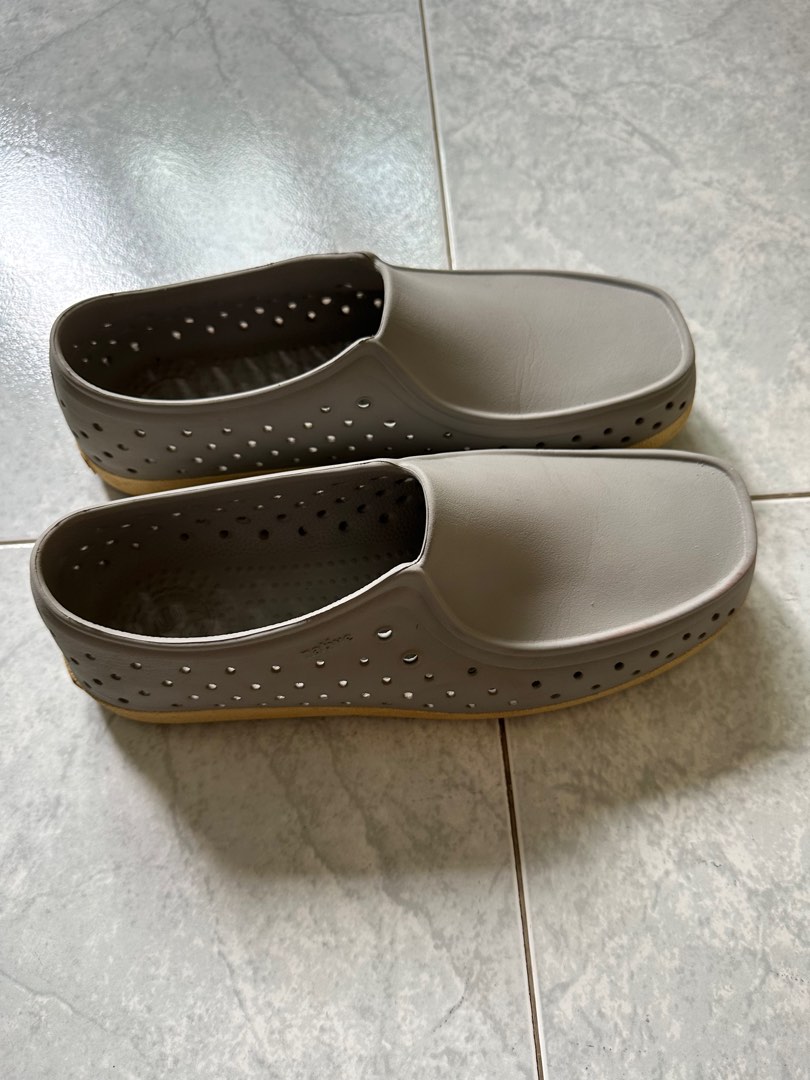 Native Shoes, Men's Fashion, Footwear, Casual shoes on Carousell