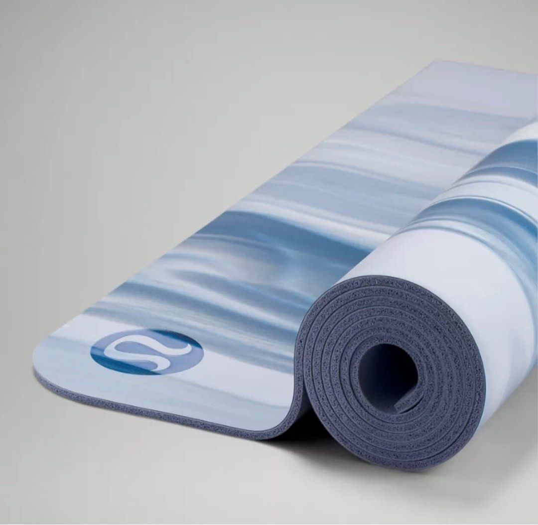 NEW Lululemon reversible mat 5mm, Sports Equipment, Exercise & Fitness ...