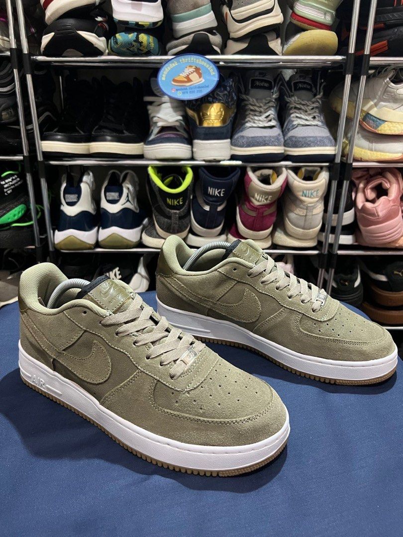 Nike Air Force 1 Dark Green Gum, Fesyen Pria, Sepatu , Sneakers di ...