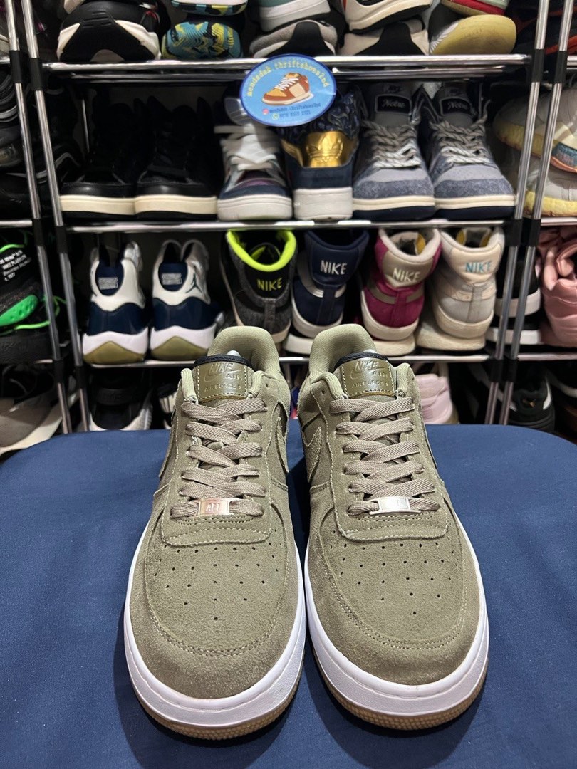 Nike Air Force 1 Dark Green Gum, Fesyen Pria, Sepatu , Sneakers di ...