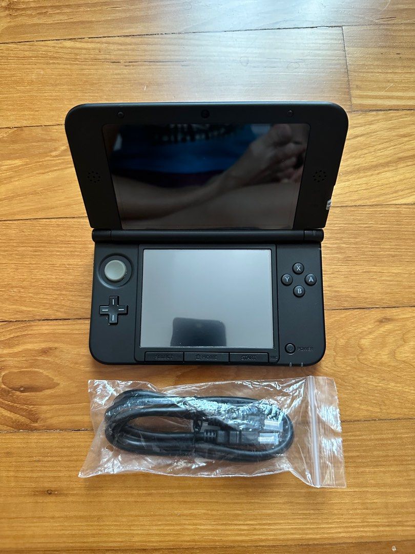 Nintendo 3DS XL - Electric Blue, Video Gaming, Video Game Consoles ...