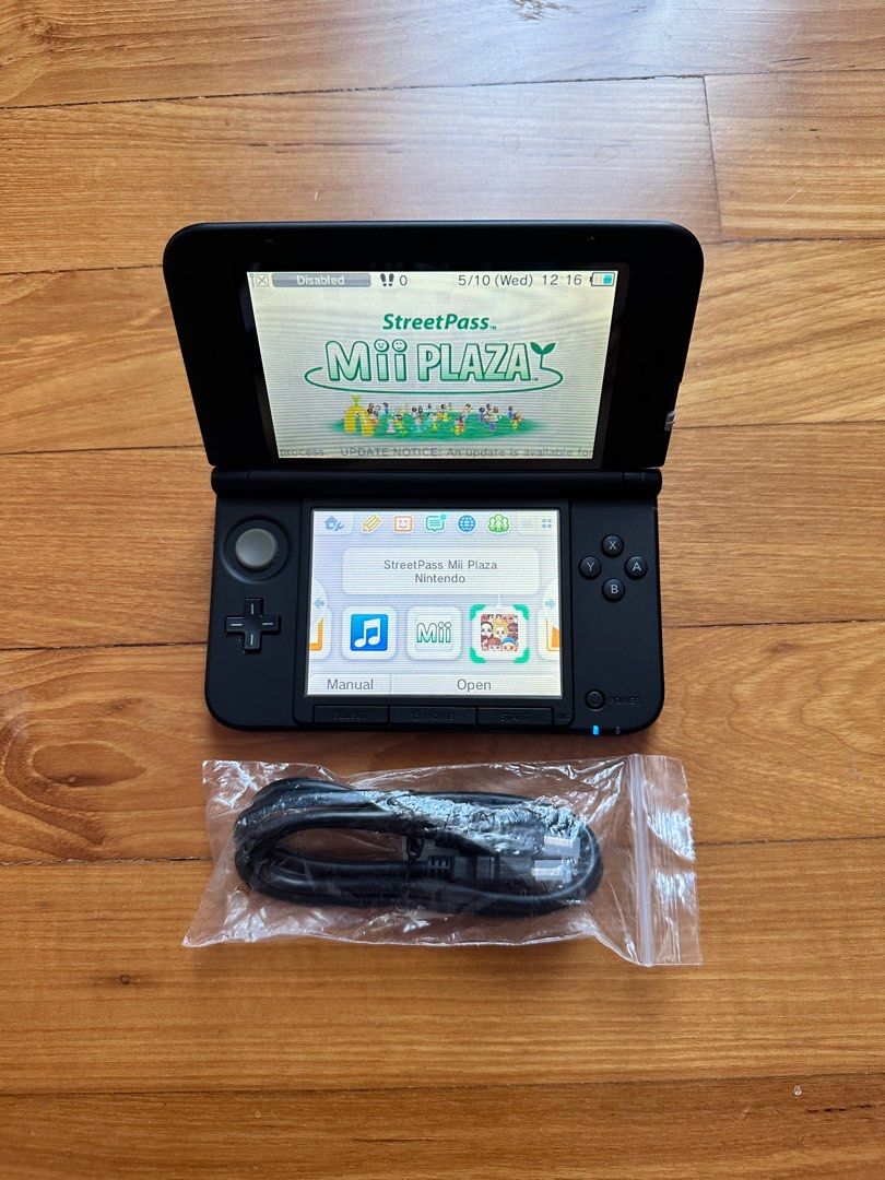 Nintendo 3DS XL - Electric Blue, Video Gaming, Video Game Consoles ...