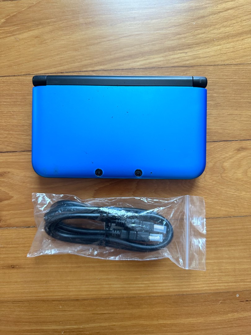 Nintendo 3DS XL - Electric Blue, Video Gaming, Video Game Consoles ...