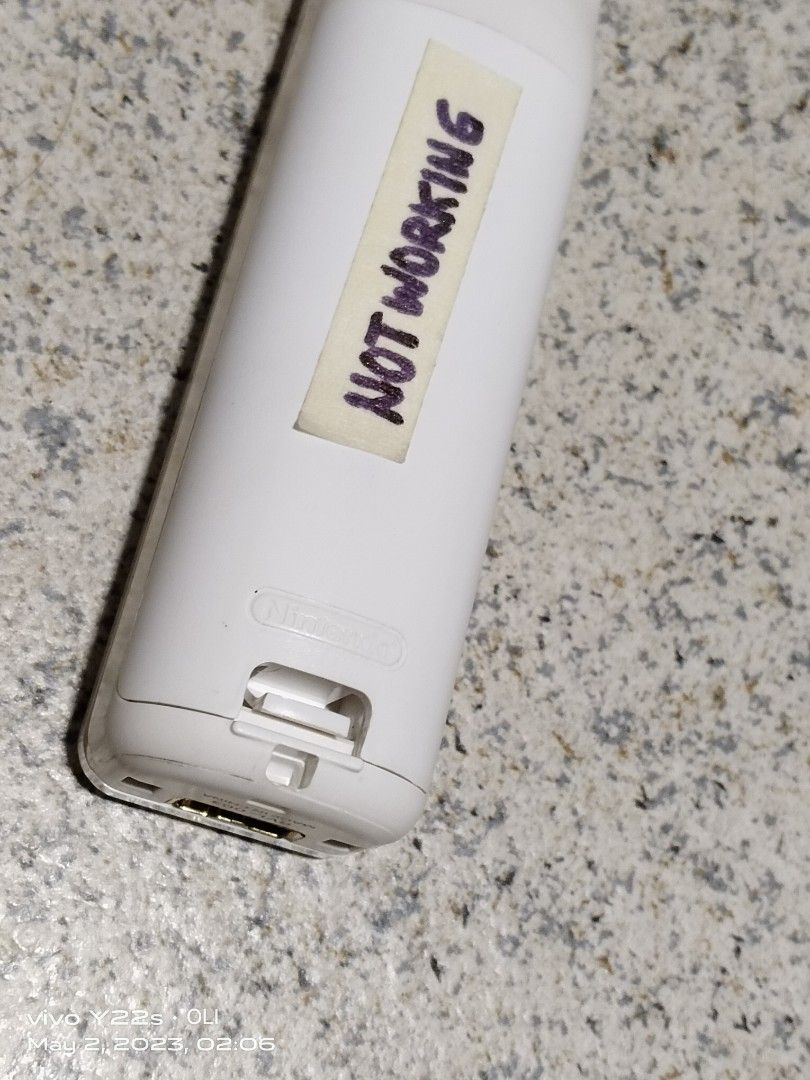 Nintendo Wiimote (defective), Video Gaming, Gaming Accessories ...
