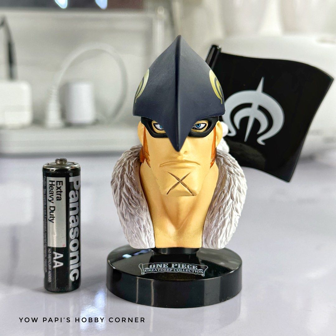 ONE PIECE GDC GARP AKAINU AOKIJI X-DRAKE - BANPRESTO, Hobbies & Toys ...
