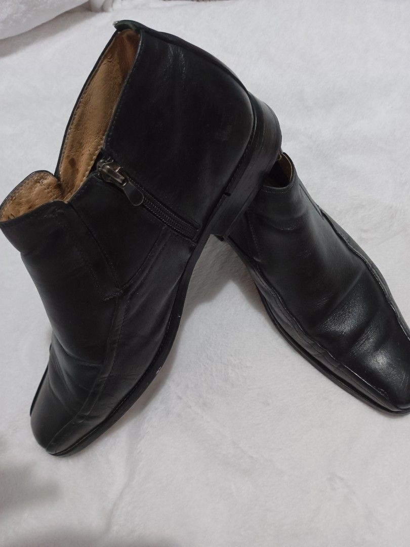 Original GIBI MENS Black Leather Boots on Carousell